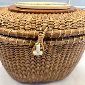 Barlow | Bags | Vintage Barlow Nantucket Woven Wicker Basket Purse Ship ...